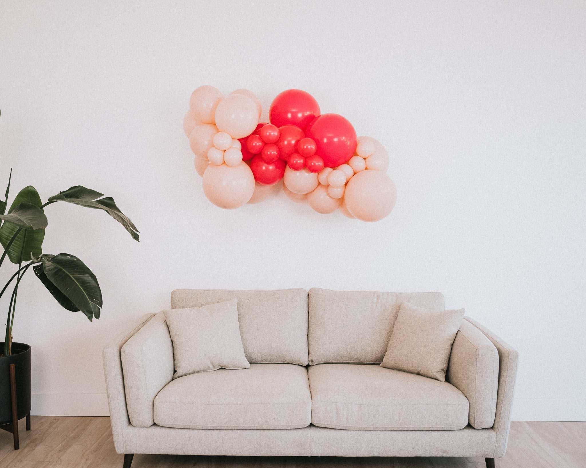 DFY (Done For You) Organic Balloon Garland – Lush Balloons